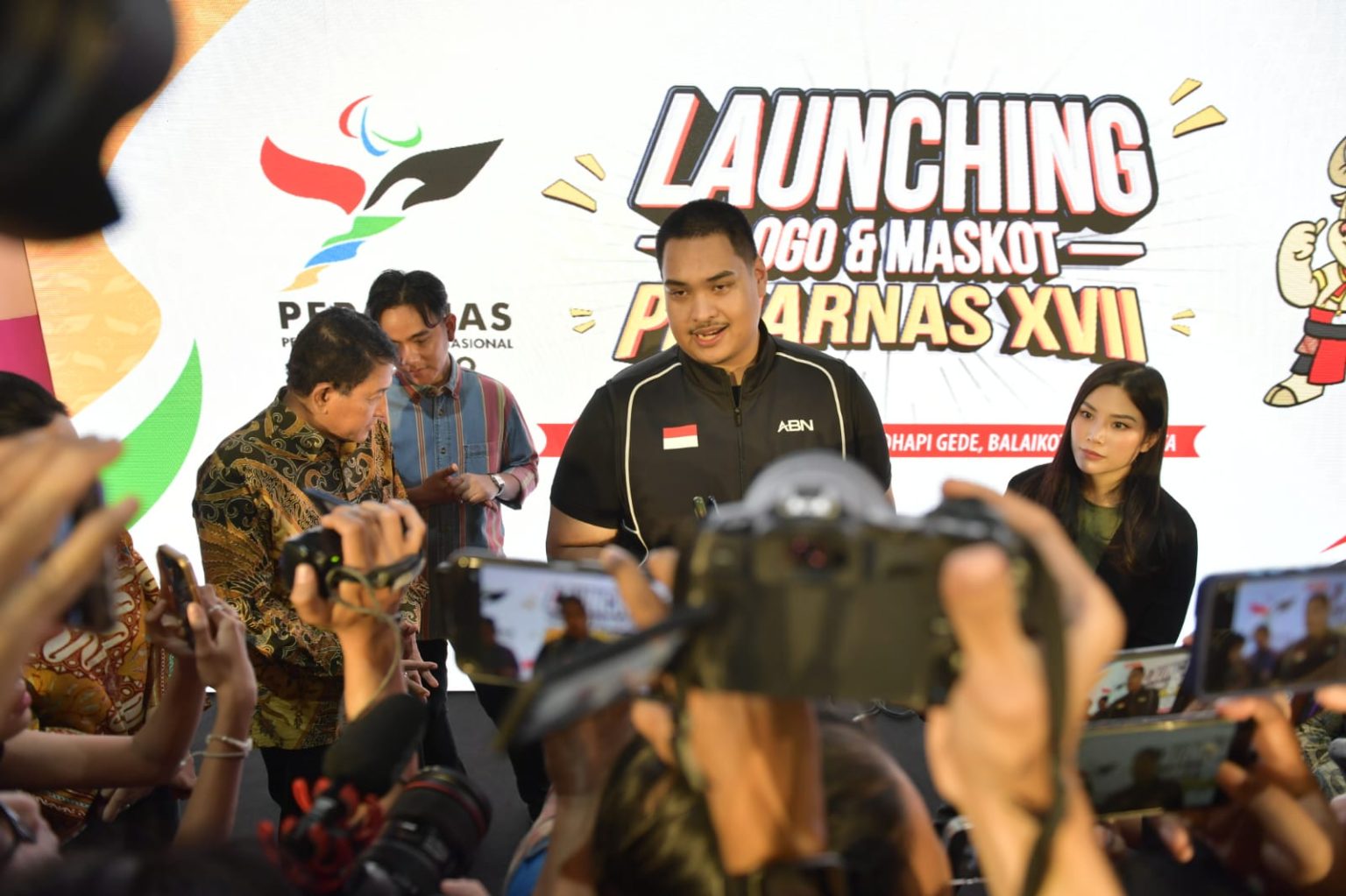 Menpora Dito Ariotedjo Launching Logo dan Maskot Peparnas XVII Tahun 2024 - TAHU.co.id